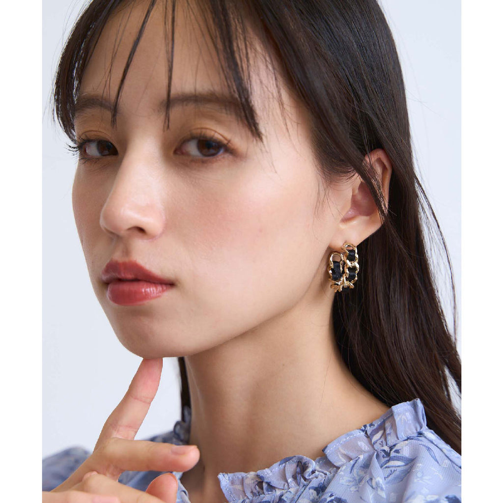 Noela Ribbon Chain Hoop Earrings